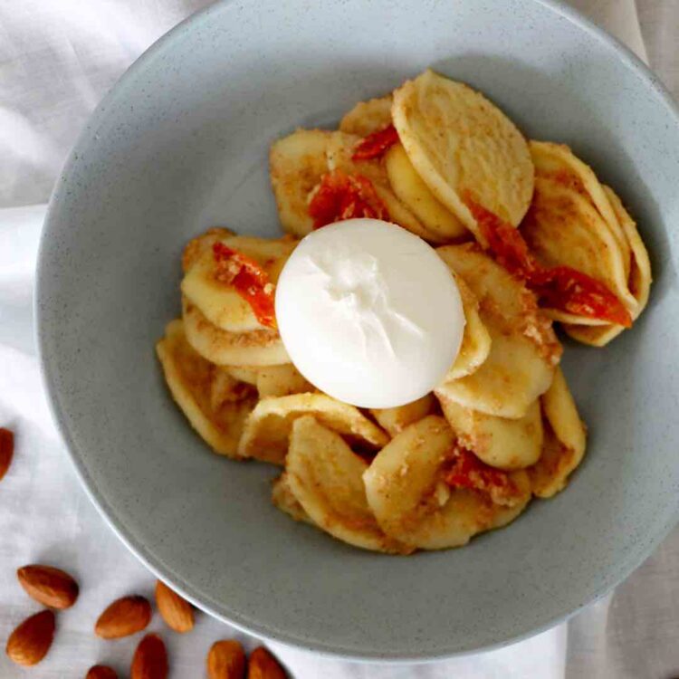 Bella Italia | Strascinati Pugliesi with almond pesto and burrata ...